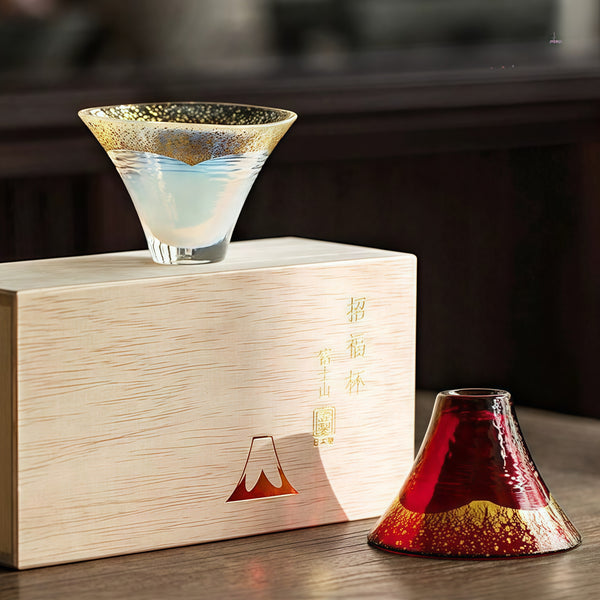 Toyo Sasaki Handcrafted Shinku & Yuki Fuji Sake Glass Set - MASU
