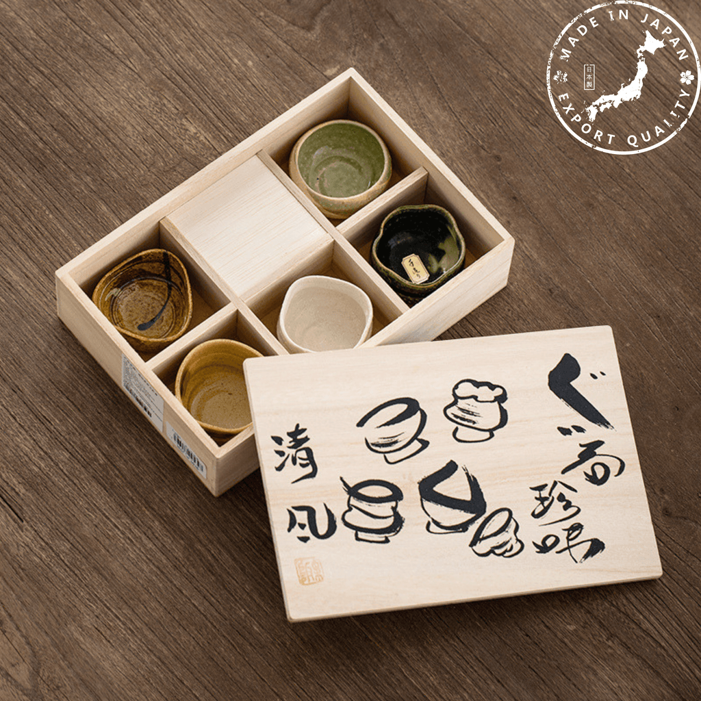 Japanese Handcrafted Awasaka Coarse Ceramic Tea Cup/Mini Plate Set - MASU